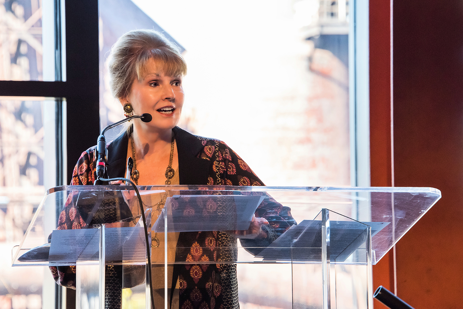 Pamela Varkony – Writer, Speaker, Women’s Advocate